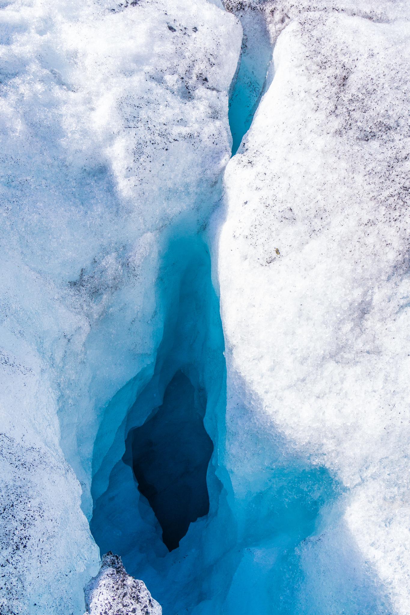 【北歐景點】冒險挪威！峽灣區最刺激的冰河健行 - Nigardsbreen Long Blue Ice Hike - 旅行足跡